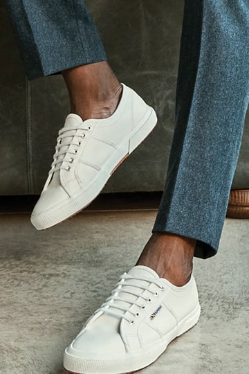 Moss Bros. | The men's suits and formalwear specialist