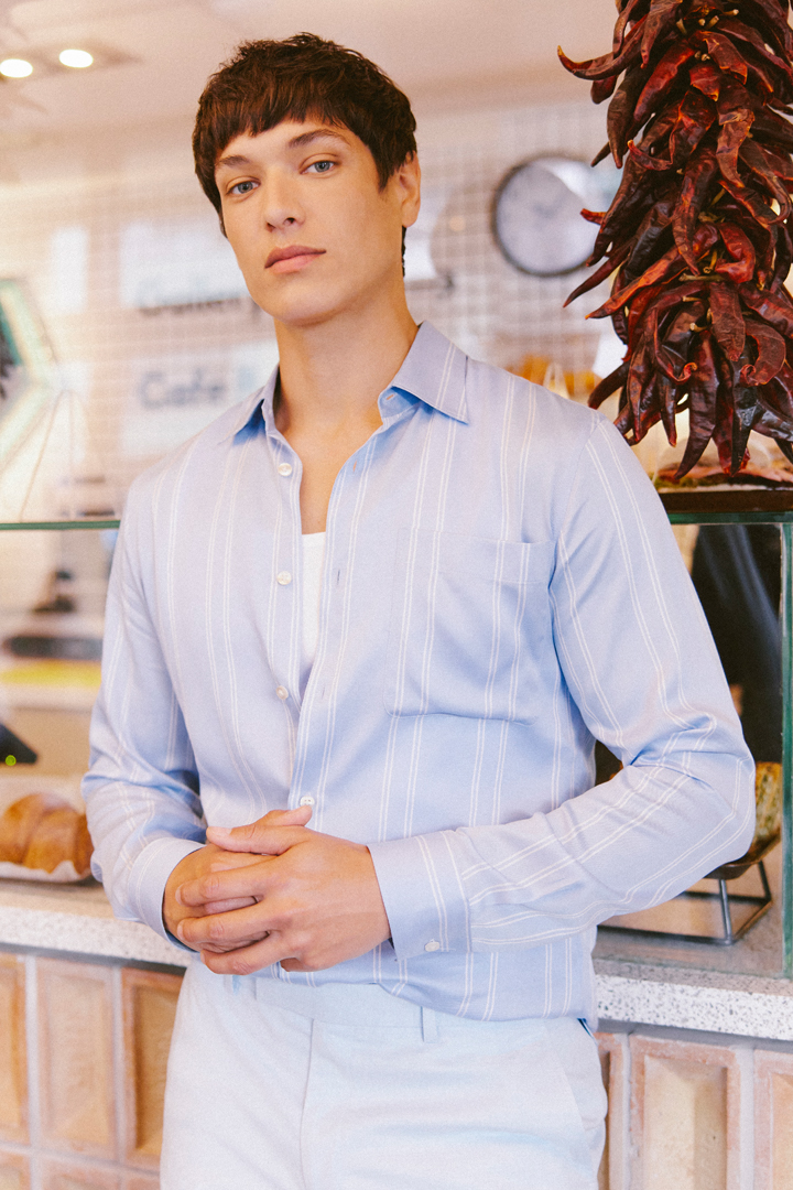 Moss Bros. | The men's suits and formalwear specialist